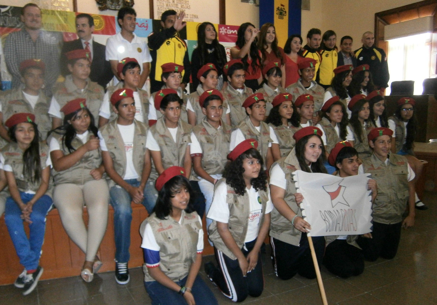 Toman protesta a 30 Boinas Rojas- Grupo Milenio