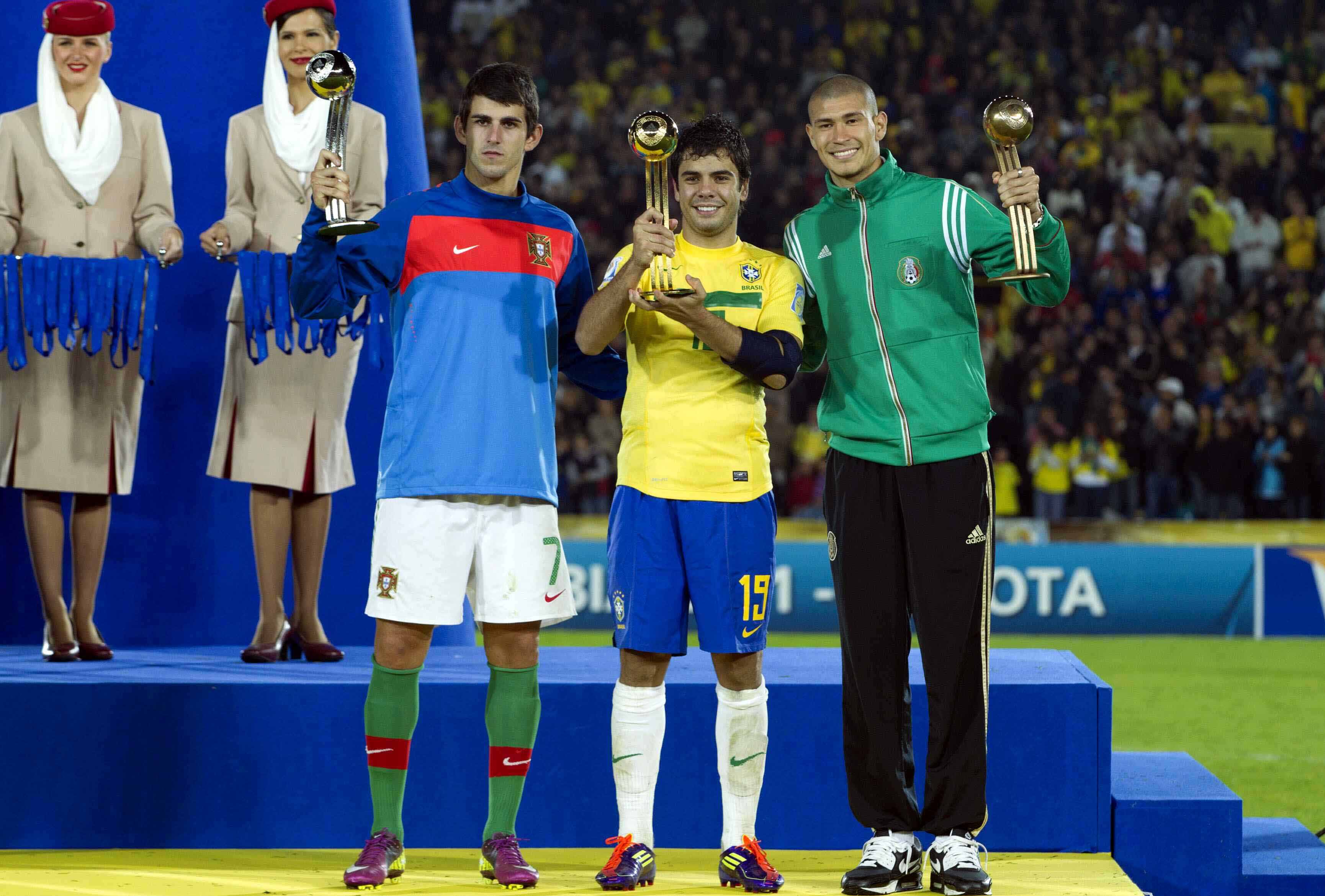 Chatón, de balón de bronce en Colombia, hoy perdido en Chivas - Grupo ...