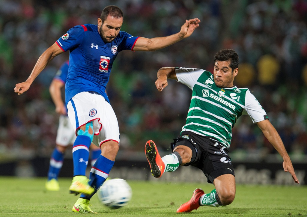 Alejandro Castro será operado de la rodilla - Grupo Milenio