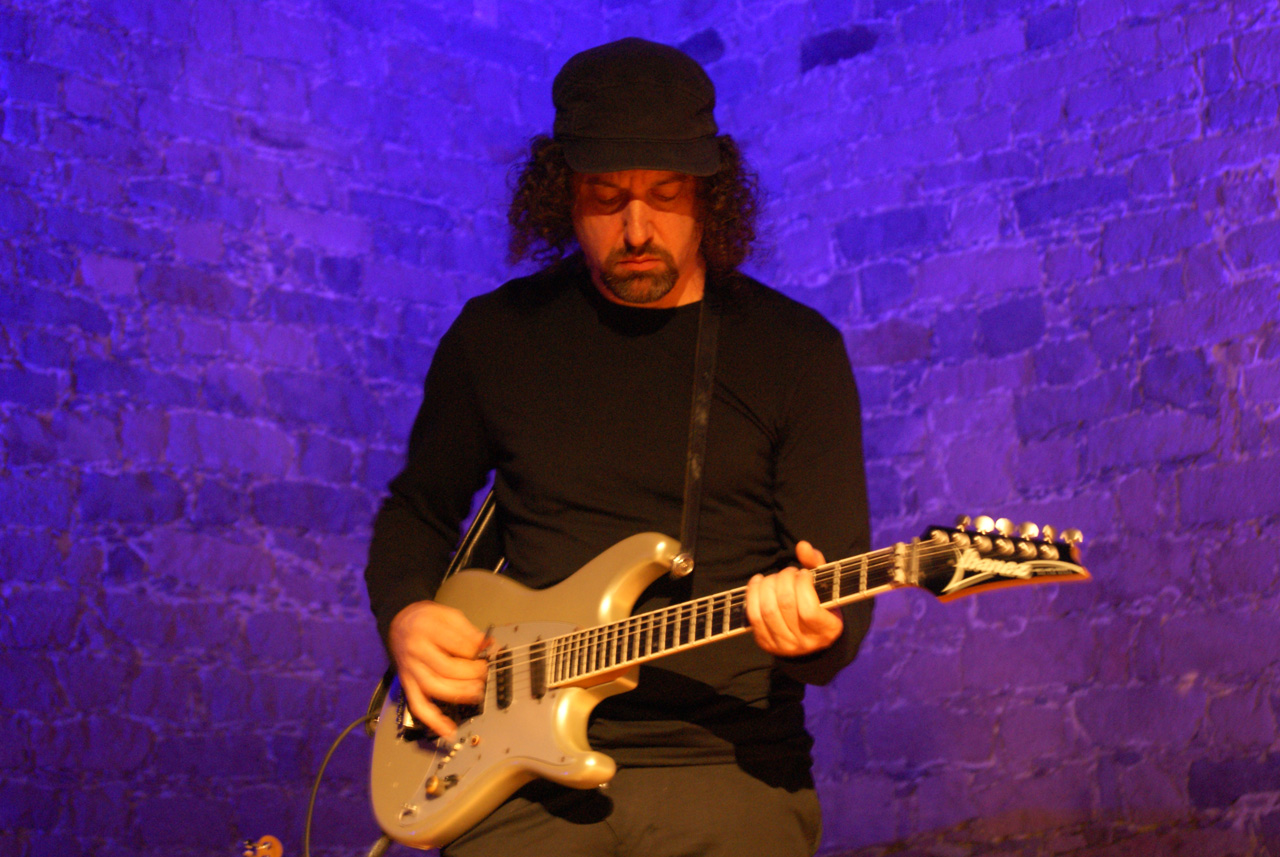 Presenta Marcovich su ‘Alebrije’- Grupo Milenio