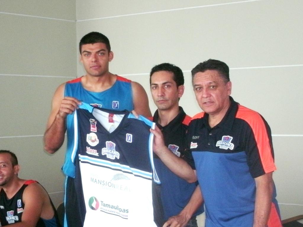 Mike Strobbe, promete dar el cien para alcanzar el cetro- Grupo Milenio