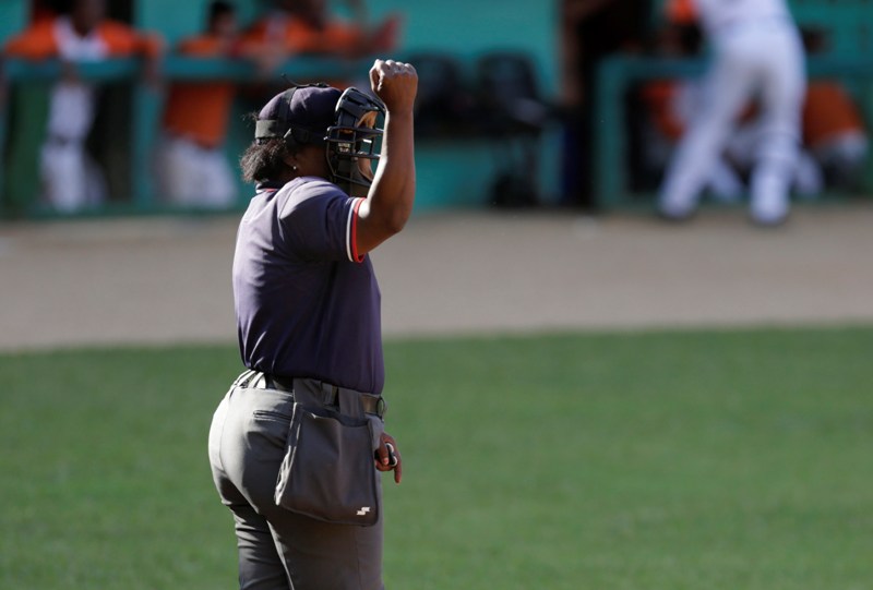 Yanet Moreno, la umpire cubana - Grupo Milenio