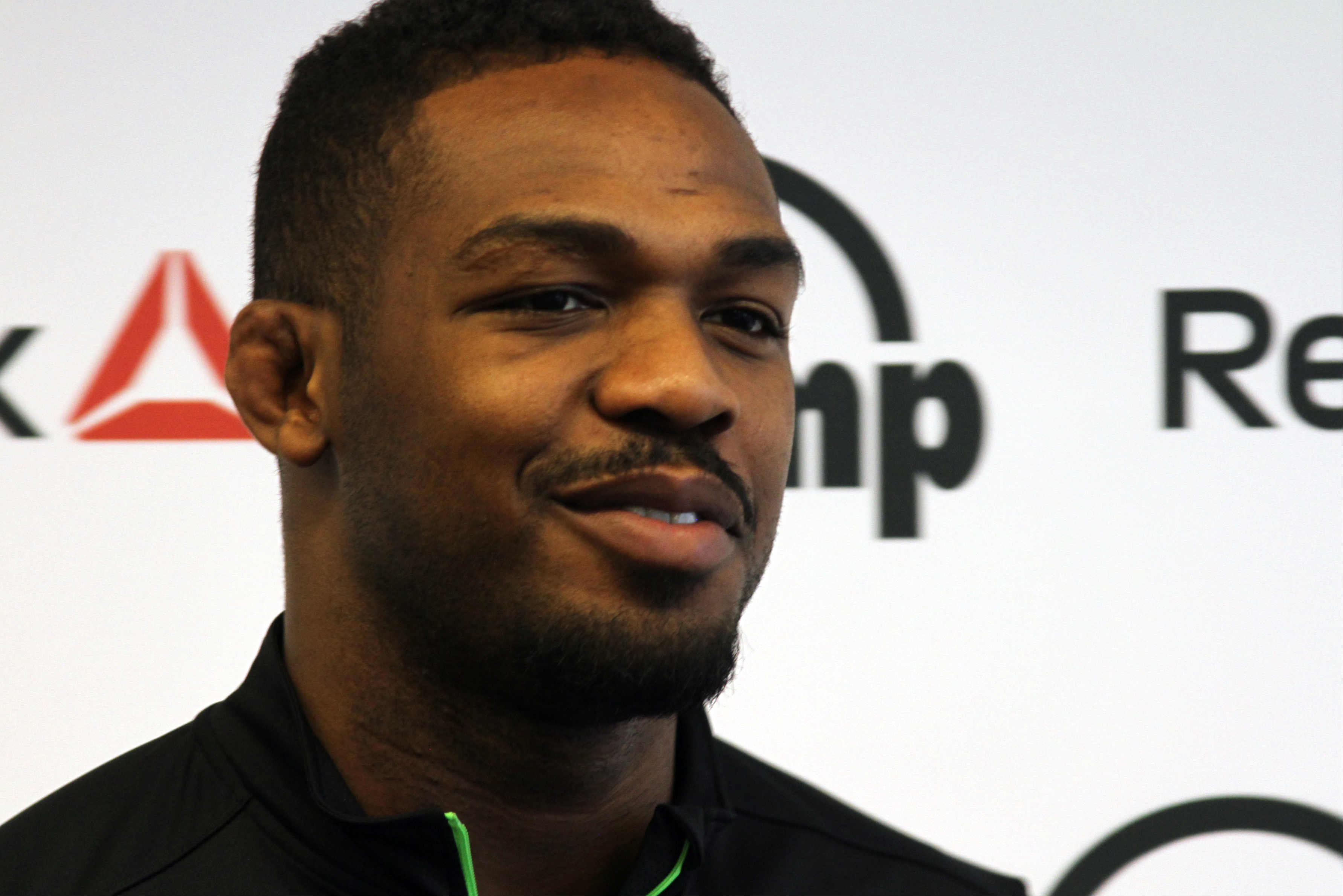 Jones, huye tras accidente con mujer embarazada- Grupo Milenio