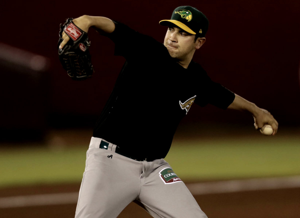 Pericos vuela a la frontera- Grupo Milenio