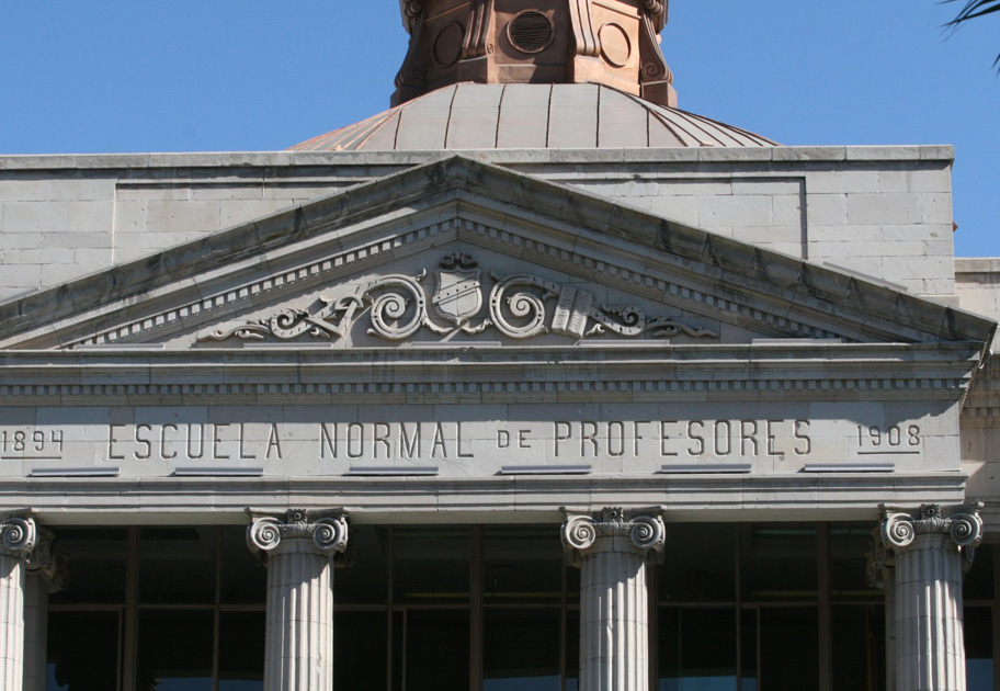 Escuela Normal concluye festejos de 121 aniversario - Grupo Milenio