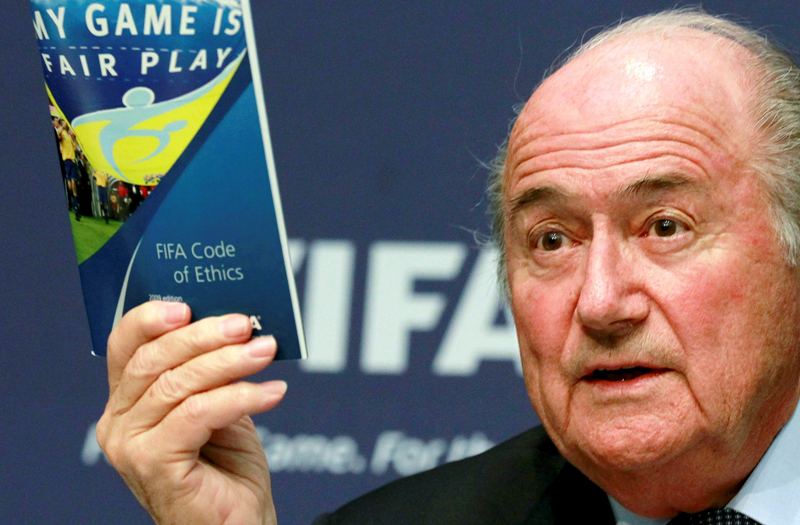 Blatter contra el mundo: critica suspensión y culpa Platini - Grupo Milenio