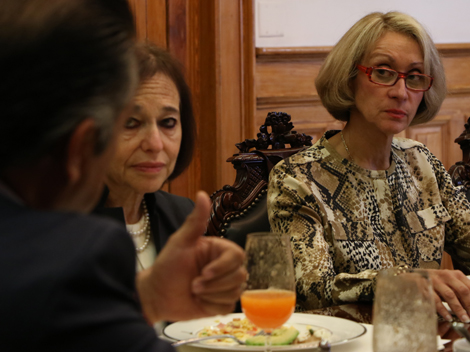 Buscan atraer inversión de EU- Grupo Milenio