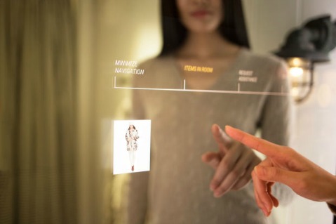 Ralph Lauren instala espejos interactivos en sus probadores - Grupo Milenio