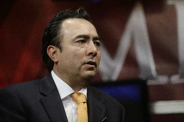 Debemos fortalecer a la micro y pequeña empresa.- Daniel Curiel - Grupo ...