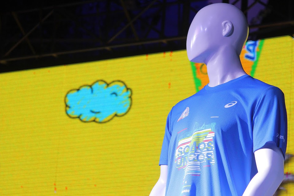 Presentan playera y medalla del Maratón Lala- Grupo Milenio