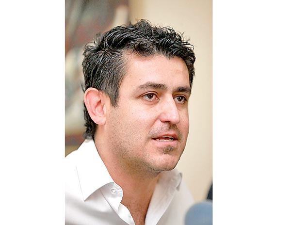 Piden destitución de Hugo Luna tras su exhibición en grabación- Grupo ...