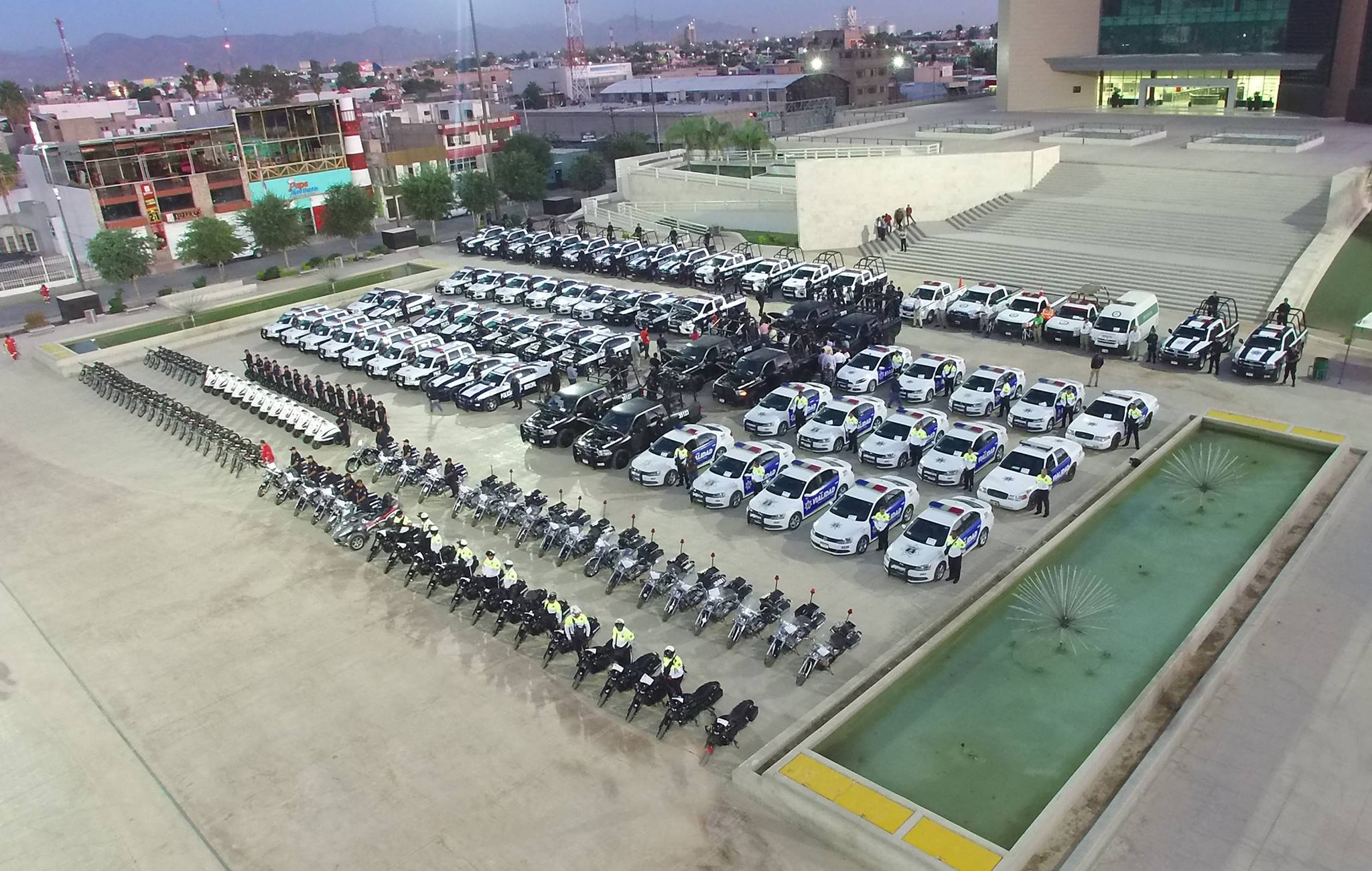 Alcalde revisó parque vehicular de policía y tránsito- Grupo Milenio