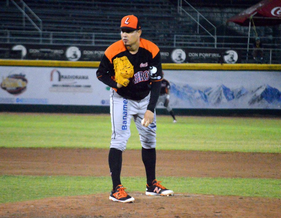 Vaqueros aseguró la serie en el segundo juego- Grupo Milenio