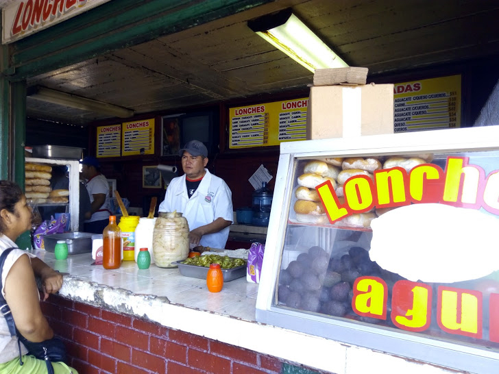 'Lonche mixto lagunero' aumenta por alza de aguacate- Grupo Milenio