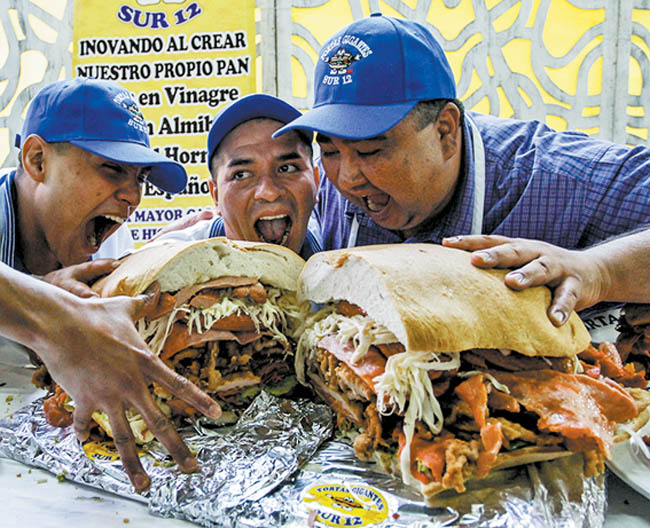 Alistan torta más grande del mundo- Grupo Milenio