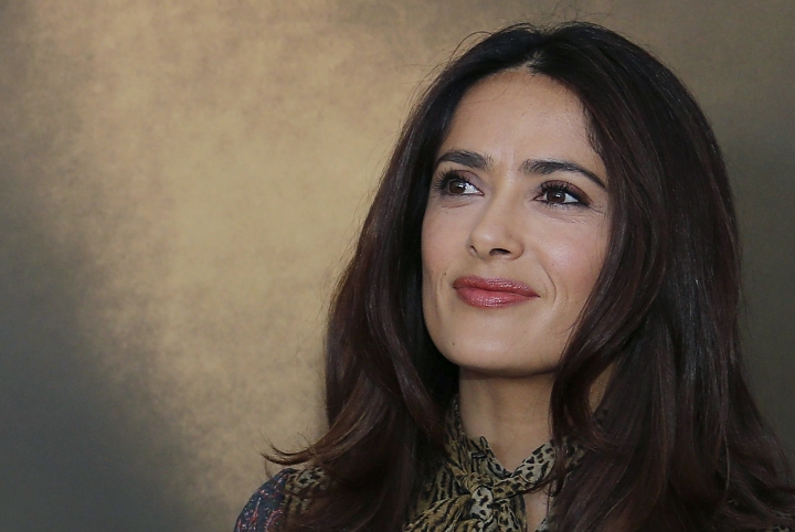 Salma pide a autoridades apoyo para víctimas de 'Earl'- Grupo Milenio