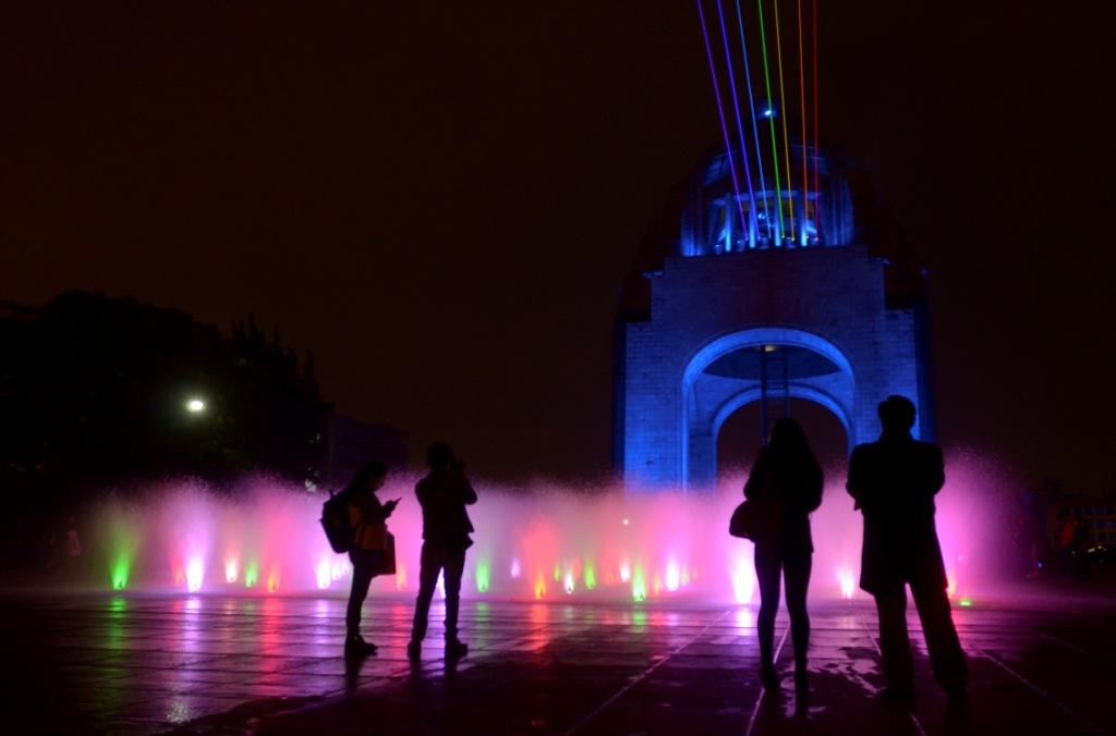 Prueban iluminación para el Filux - Grupo Milenio