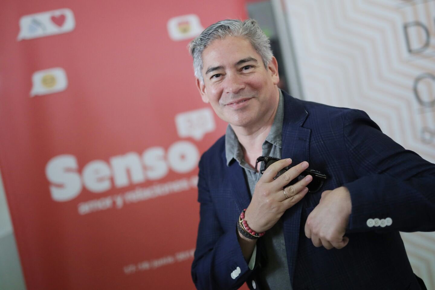 Izaguirre: Ante llegada de Trump, latinos tenemos que demostrar lo que ...