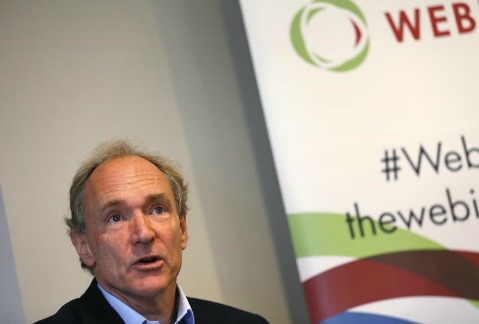 Web debe cambiar y frenar ideas "viles", dice su creador- Grupo Milenio