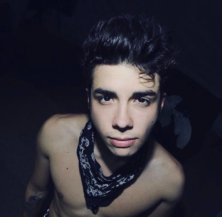 Mario Bautista, primer mexicano en liderar listas del género urbano ...