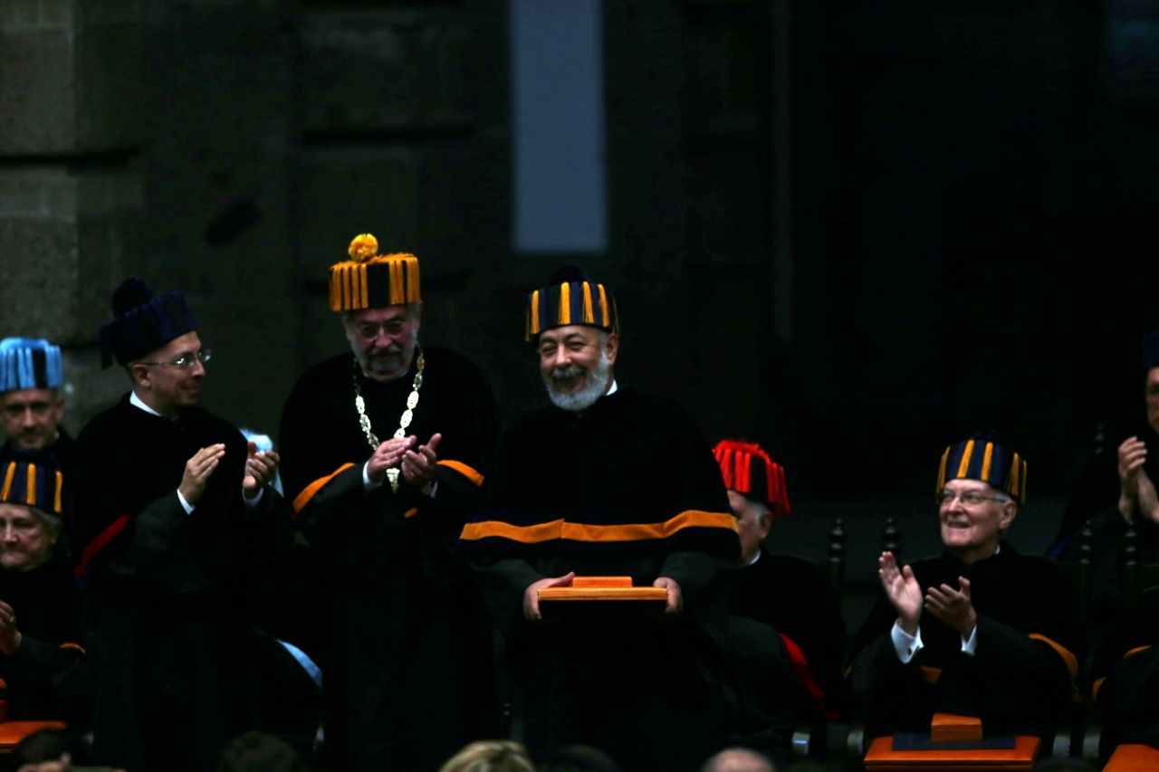 Padura regresó a México para recordarnos la belleza de Cuba- Grupo Milenio