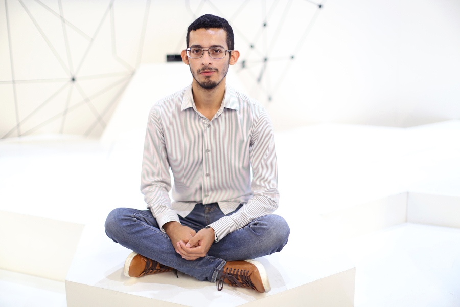 Estudia “cómo aplicar esta cualidad en la electrónica, en proyectos de ...