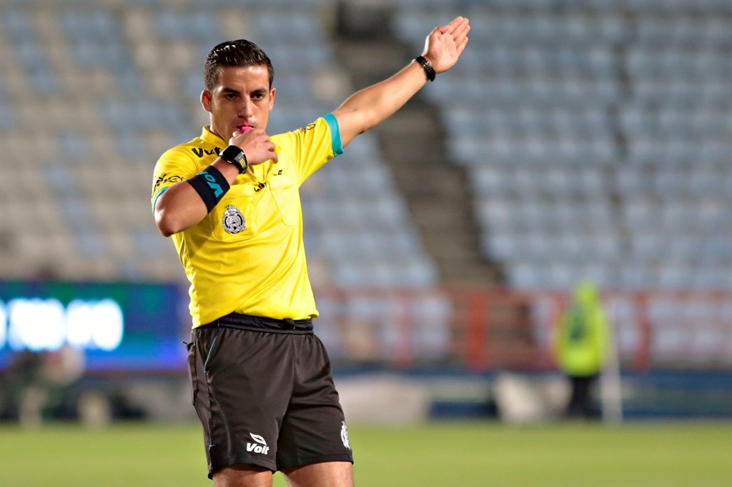 Mario Terrazas pitará la final de ida de la Liga MX Femenil- Grupo Milenio