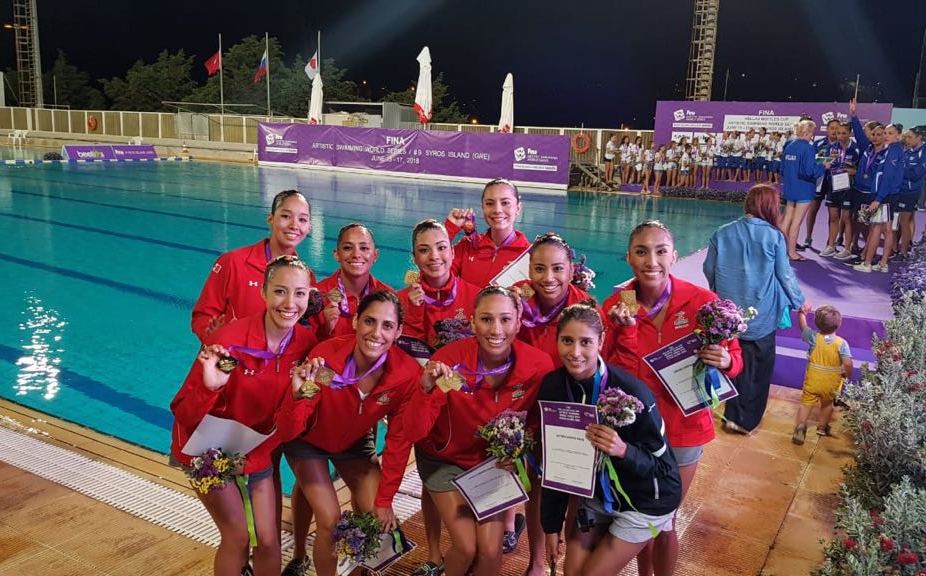 El equipo mexicano de natación artística consiguió tres medallas de oro ...