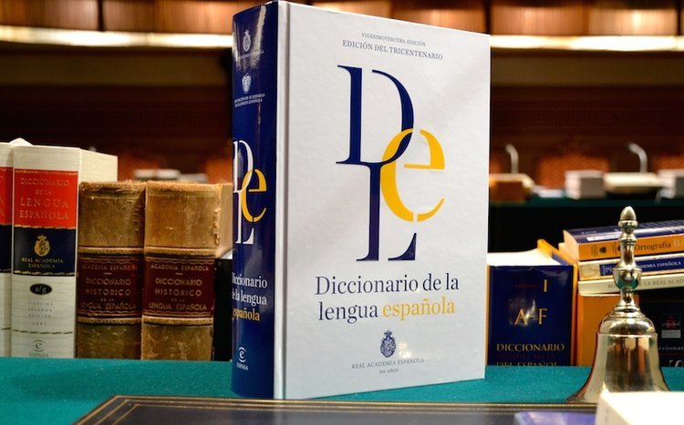 RAE describe significado de la palabra "feminazi"- Grupo Milenio