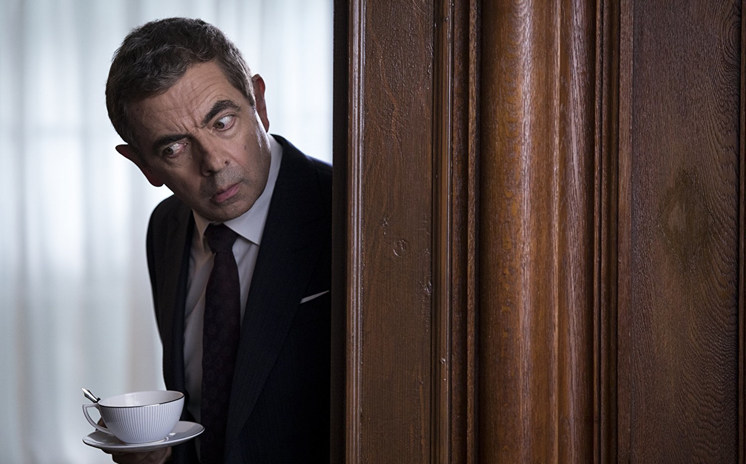 Rowan Atkinson regresa con su parodia a James Bond- Grupo Milenio