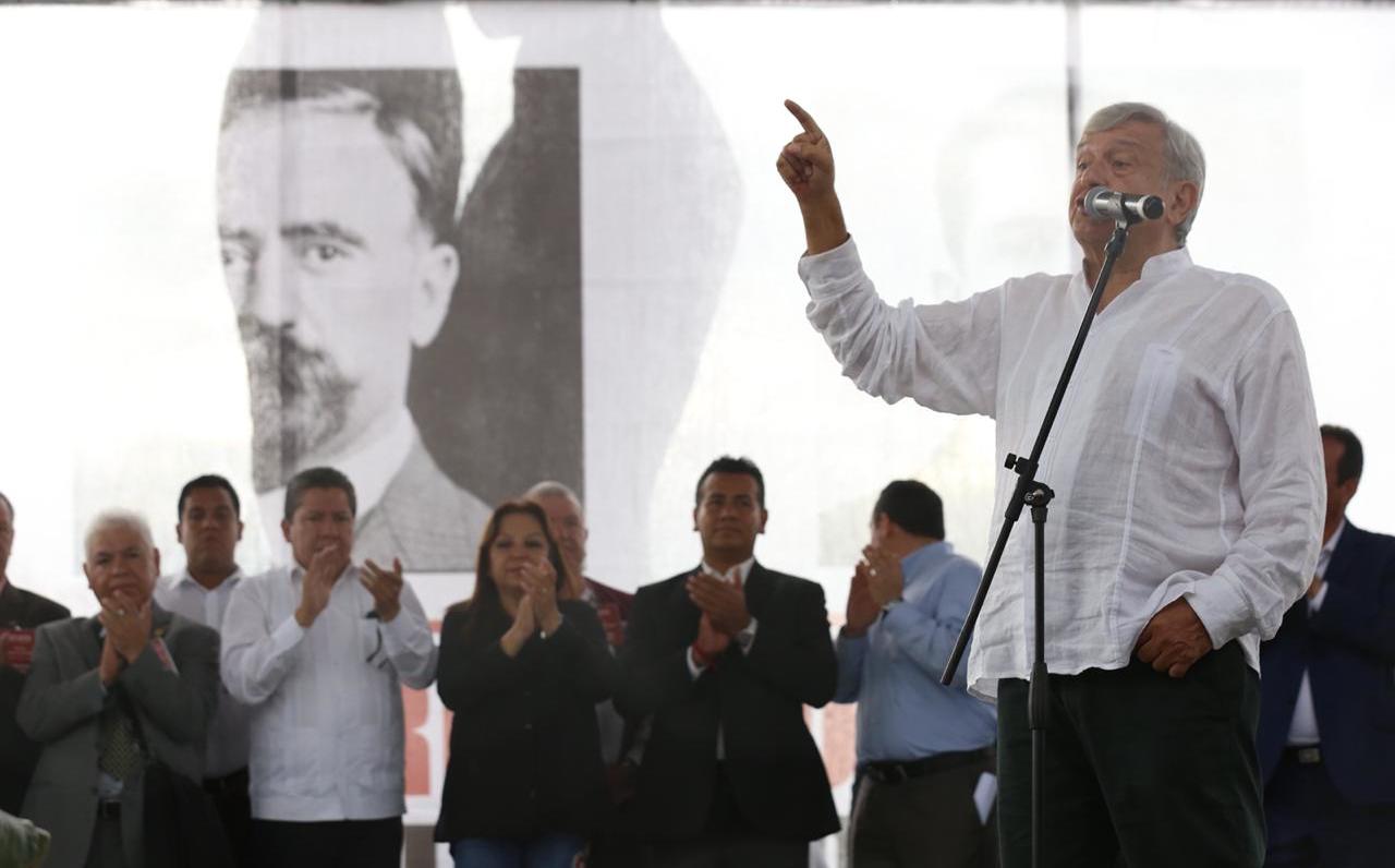 AMLO vivirá en Palacio Nacional hasta segunda mitad de 2019 - Grupo Milenio