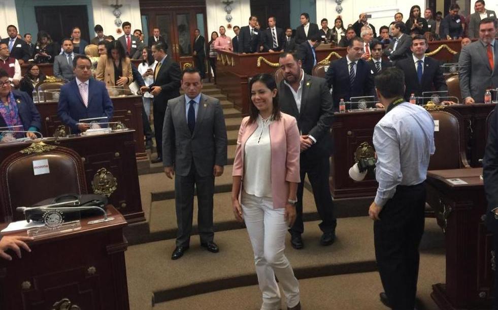 En segundo día, diputada del PRI deja Congreso de CdMx- Grupo Milenio