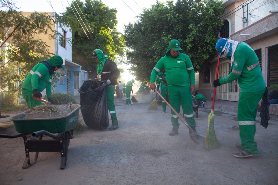 Realizan brigadas de limpieza en La Merced II- Grupo Milenio