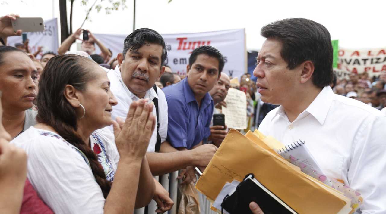 Por pago de consulta de NAIM, diputados de Morena harán plenaria ...