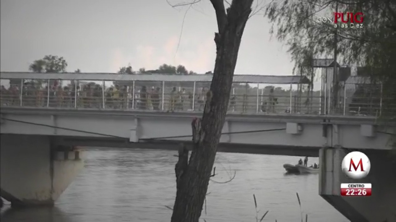 Migrantes intentan cruzar la frontera sur de México por el río Suchiate ...
