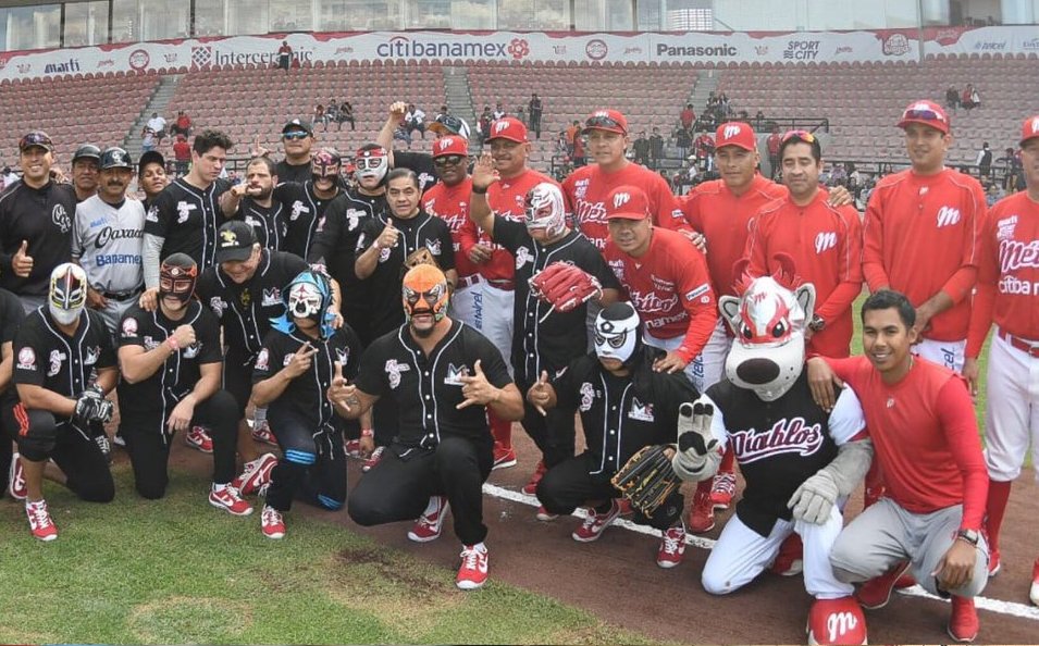 Diablos Rojos y deportistas se enfrentan en el Fray Nano- Grupo Milenio