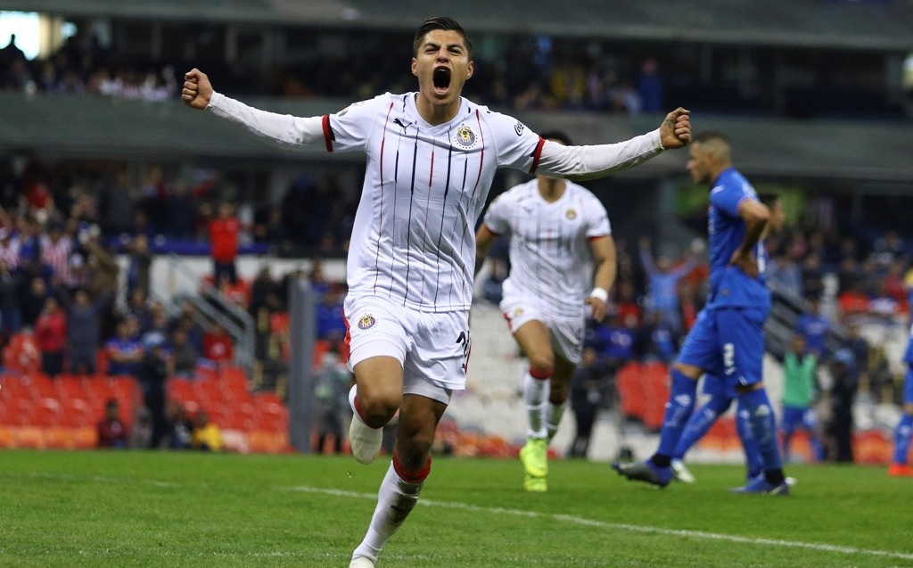 Liga MX: Con gol de Ronaldo Cisneros, Chivas vence a Cruz Azul- Grupo ...