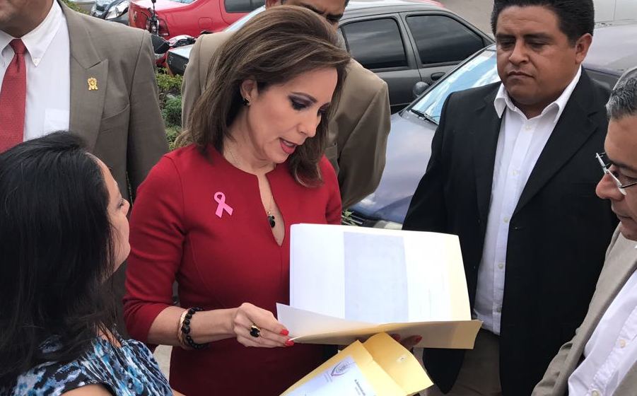 Bárbara Botello: no la esposaron al ser detenida- Grupo Milenio