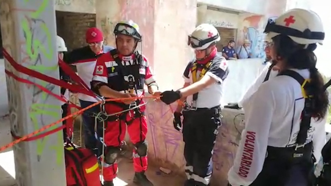 Cruz Roja se capacita en rescate verticales - Grupo Milenio