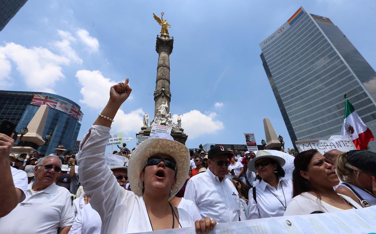 Marcha anti AMLO avanza del Monumento a la Revolución al Ángel- Grupo ...