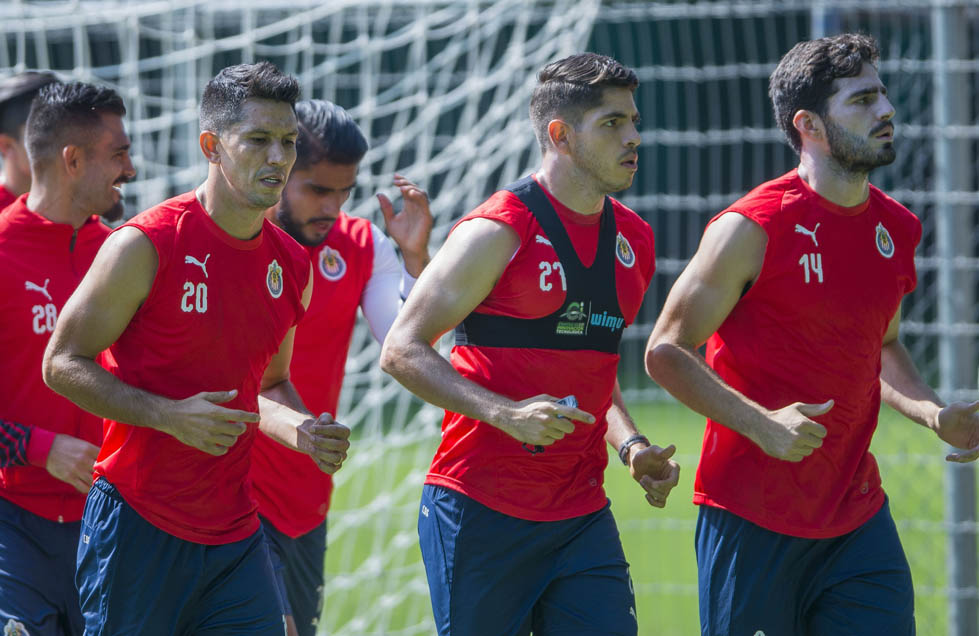 Chivas revela números de jugadores para el Apertura 2019 - Grupo Milenio