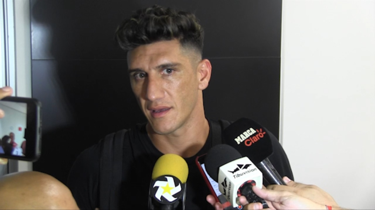 Gabriel Peñalba está feliz de regresar a casa con los Tiburones Rojos ...