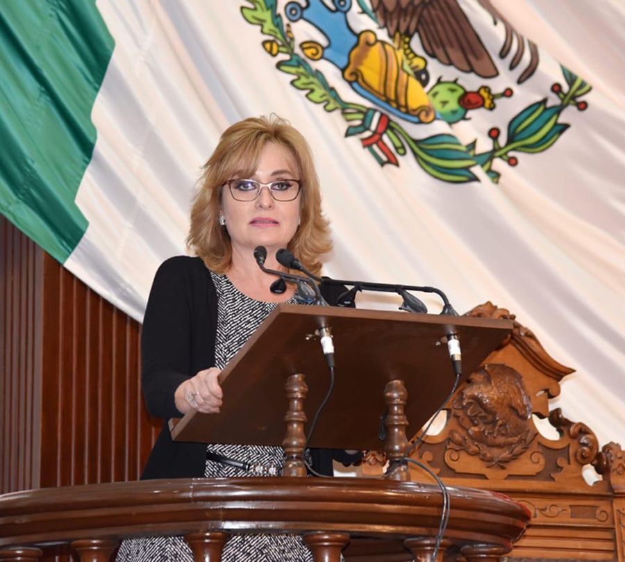 Azucena Ramos del PRI en contra de limitar libertad de expresión- Grupo ...