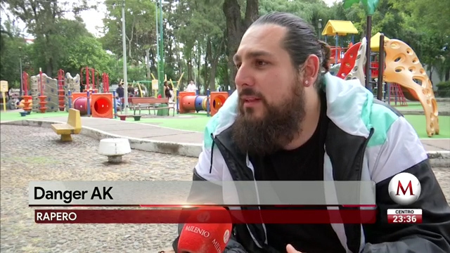 Rapero Danger AK imparte clases en Tlatelolco- Grupo Milenio