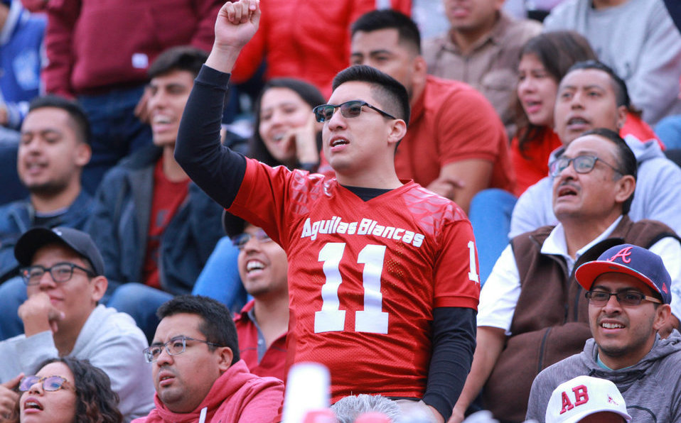 Clásico Estudiantil: El Huelum se apodera de las gradas- Grupo Milenio