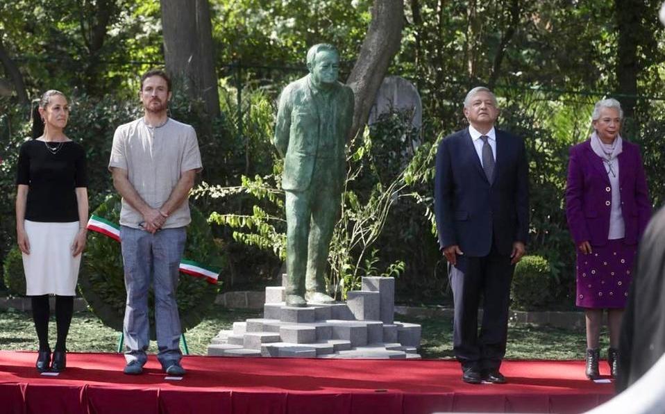AMLO: no traicionar al pueblo, mejor homenaje a Valentín Campa- Grupo ...
