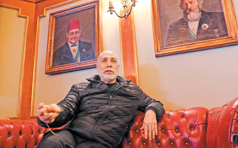 Arriaga vuelve al set con Escuadrón guillotina - Grupo Milenio