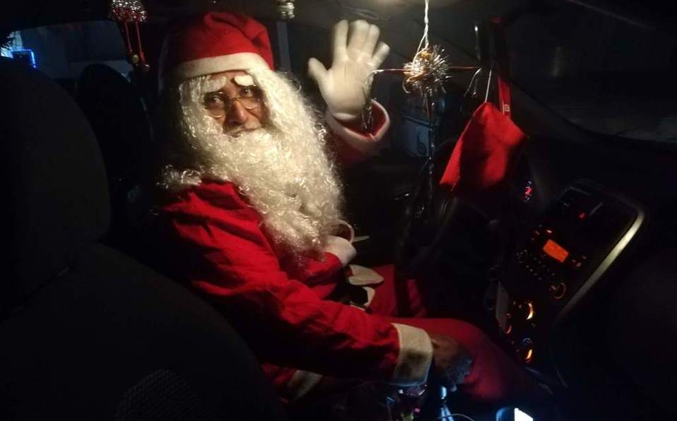 Santa Claus cambia trineo por taxi en sur de Tamaulipas- Grupo Milenio