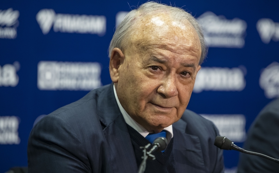 Billy Álvarez es agredido por cooperativistas de Cruz Azul: VIDEO ...