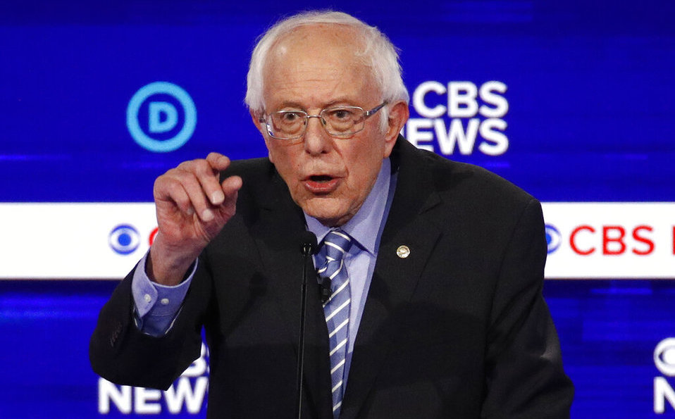 Bernie Sanders es atacado en debate por dichos sobre Cuba y la URSS ...